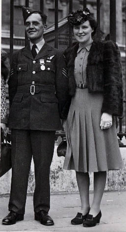 Crew: Deverill – RAF PATHFINDERS ARCHIVE