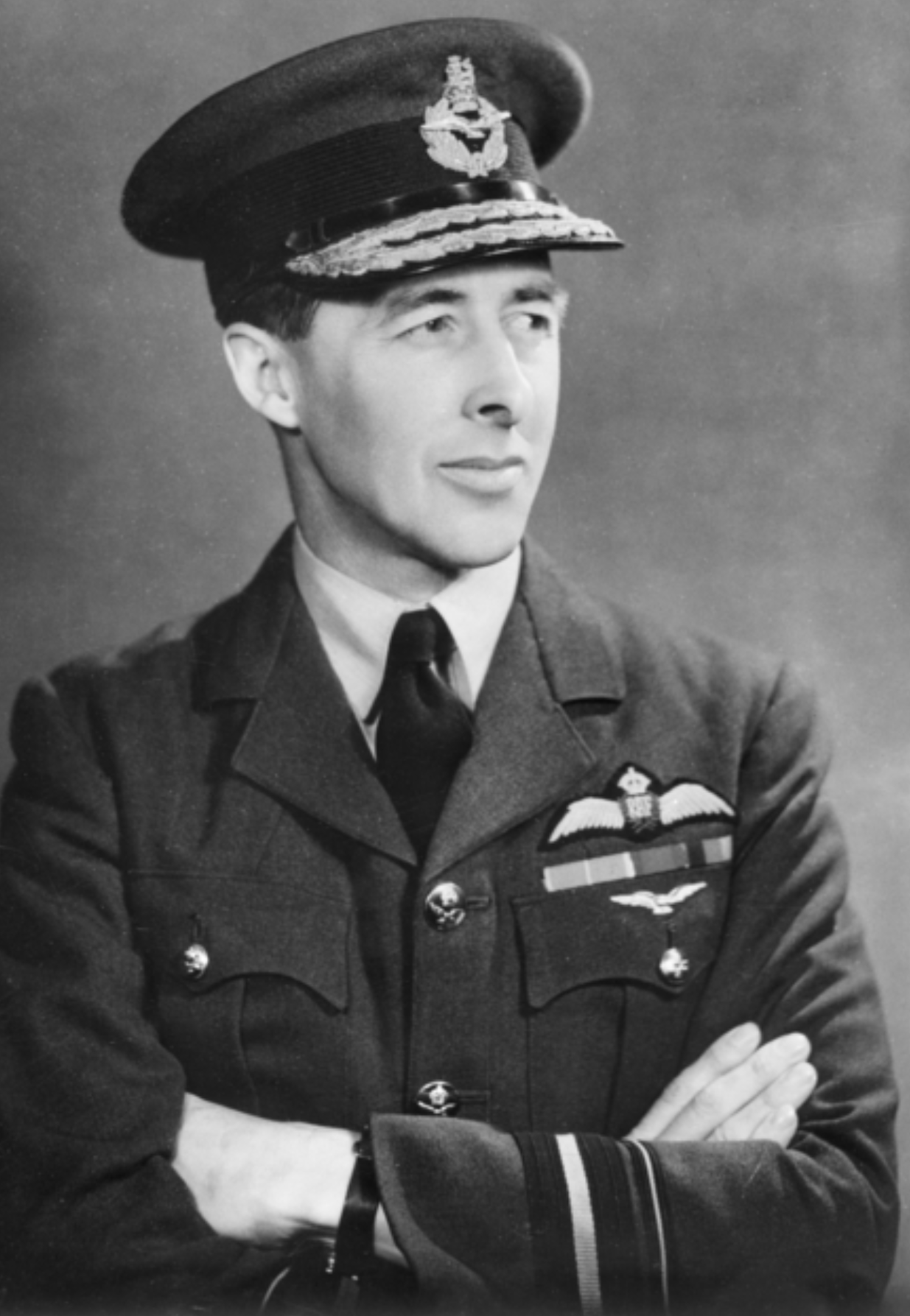 bennett, official portrait 2 – RAF PATHFINDERS ARCHIVE